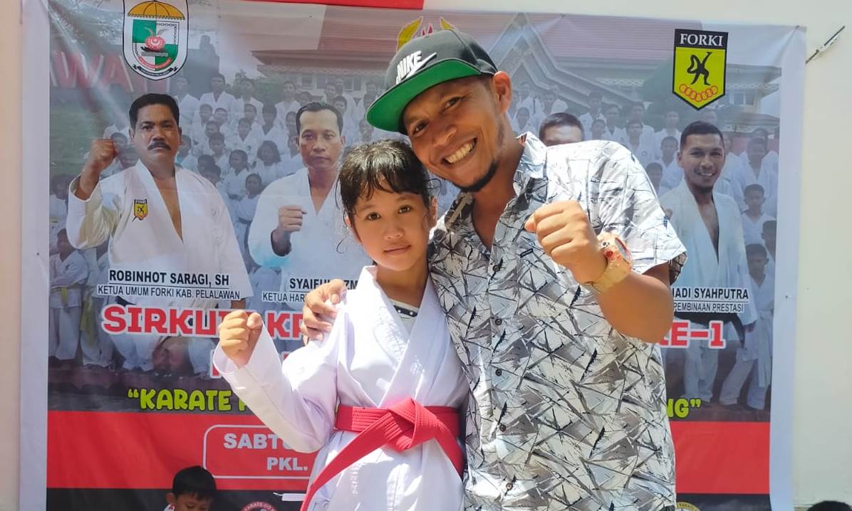 Sovi Clara Nathania Halawa Juara Satu Sirkuit Karate
