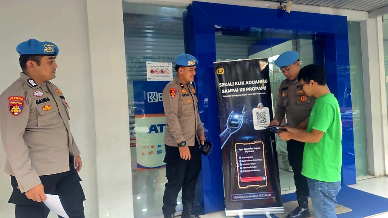 Propam Polri Luncurkan Layanan Pengaduan Cepat, Cukup Scan QR dan Lapor!